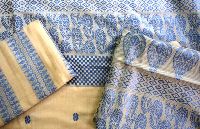 Handicrafts & Handlooms of Assam – Kaziranga National Park and Tiger ...